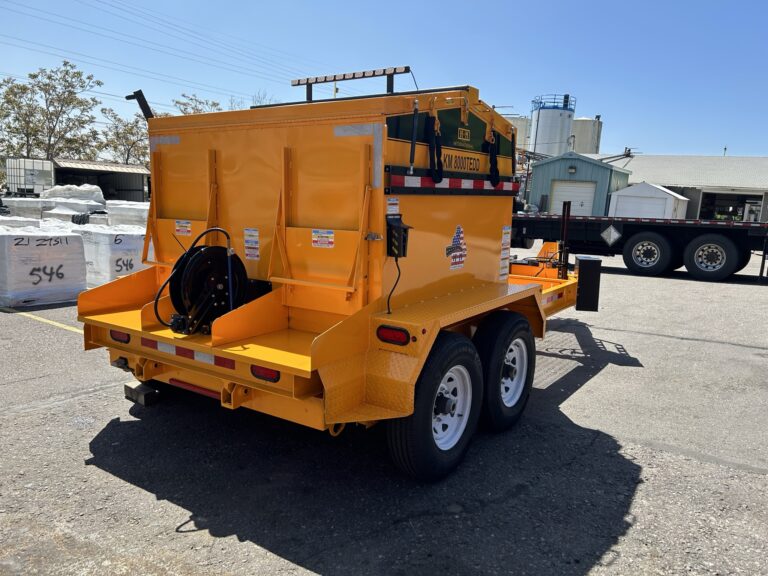 NEW 2024 KM 8000T 4 Ton Asphalt Hotbox Trailer Reclaimer
