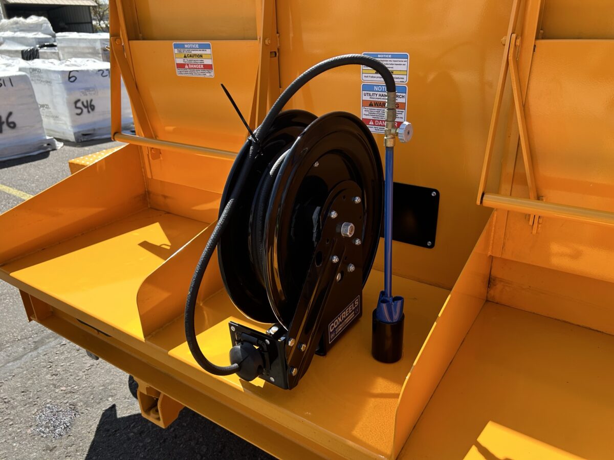 NEW 2024 KM 8000T 4 Ton Asphalt Hotbox Trailer Reclaimer