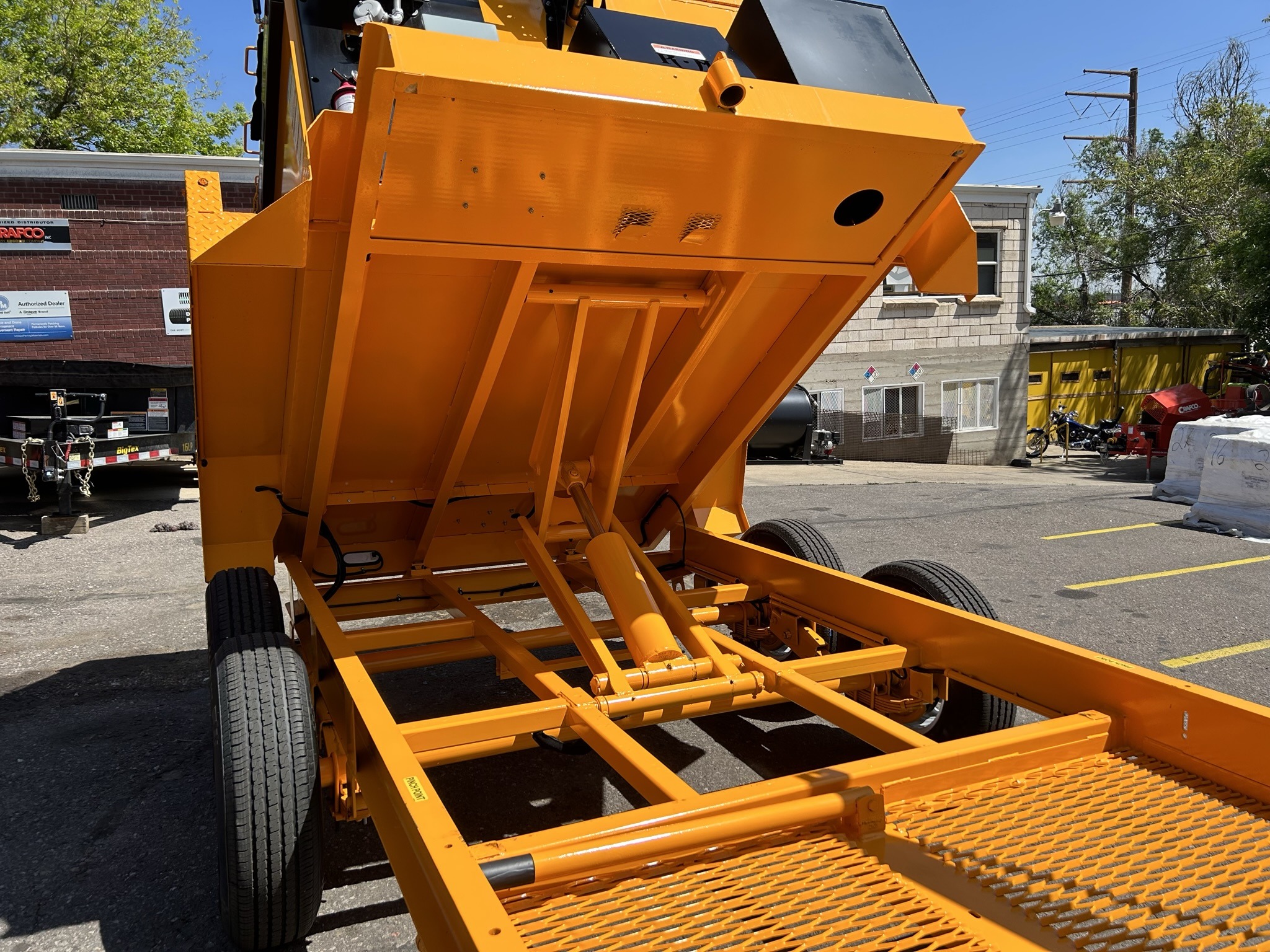 NEW 2024 KM 8000T 4 Ton Asphalt Hotbox Trailer Reclaimer